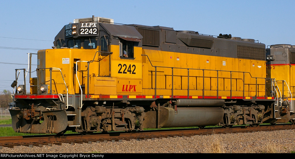 LLPX 2242, leased to the UP, near the Port of Shreveport.